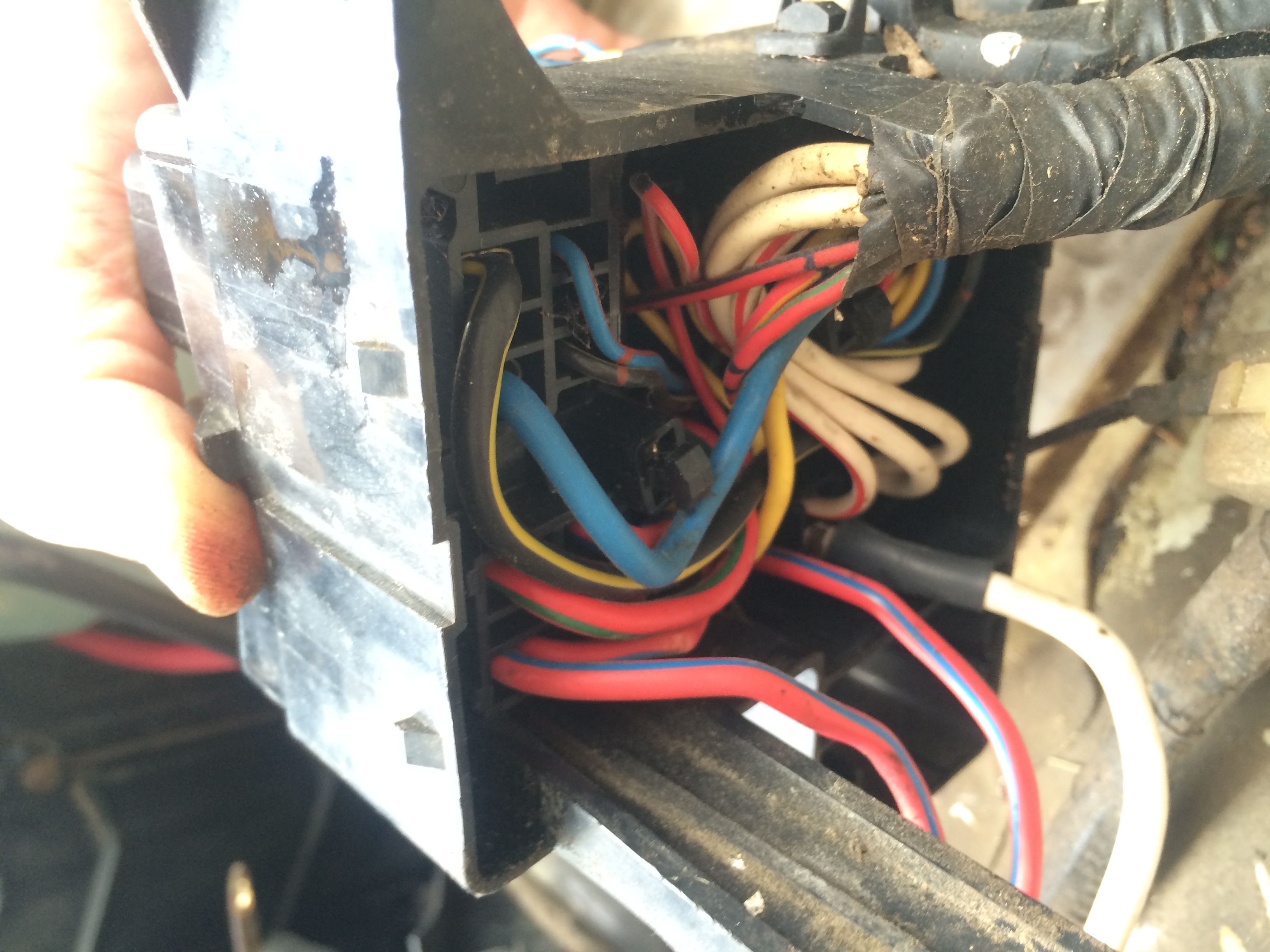 Rewiring Power Source - Battery to Fuse Box - in 22R - Electrical ...
